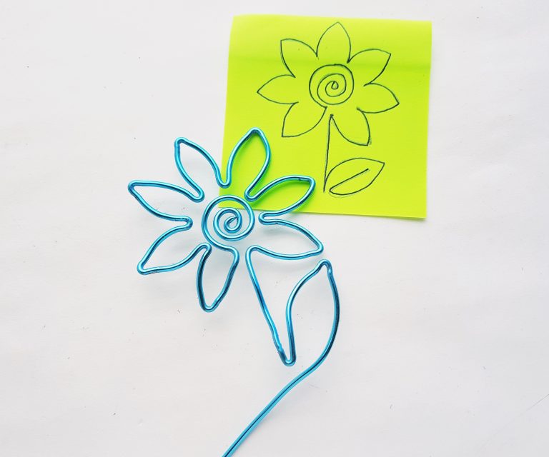 Wire Flower Bookmark - Creative Cynchronicity
