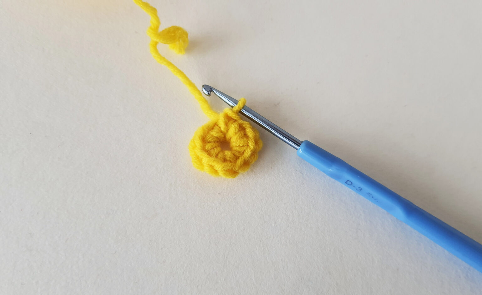 Crocheted Puff Flower - Creative Cynchronicity